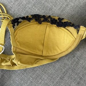 La Perla | Intimates & Sleepwear | La Perla Maison Chartreuse Silk Bra ...